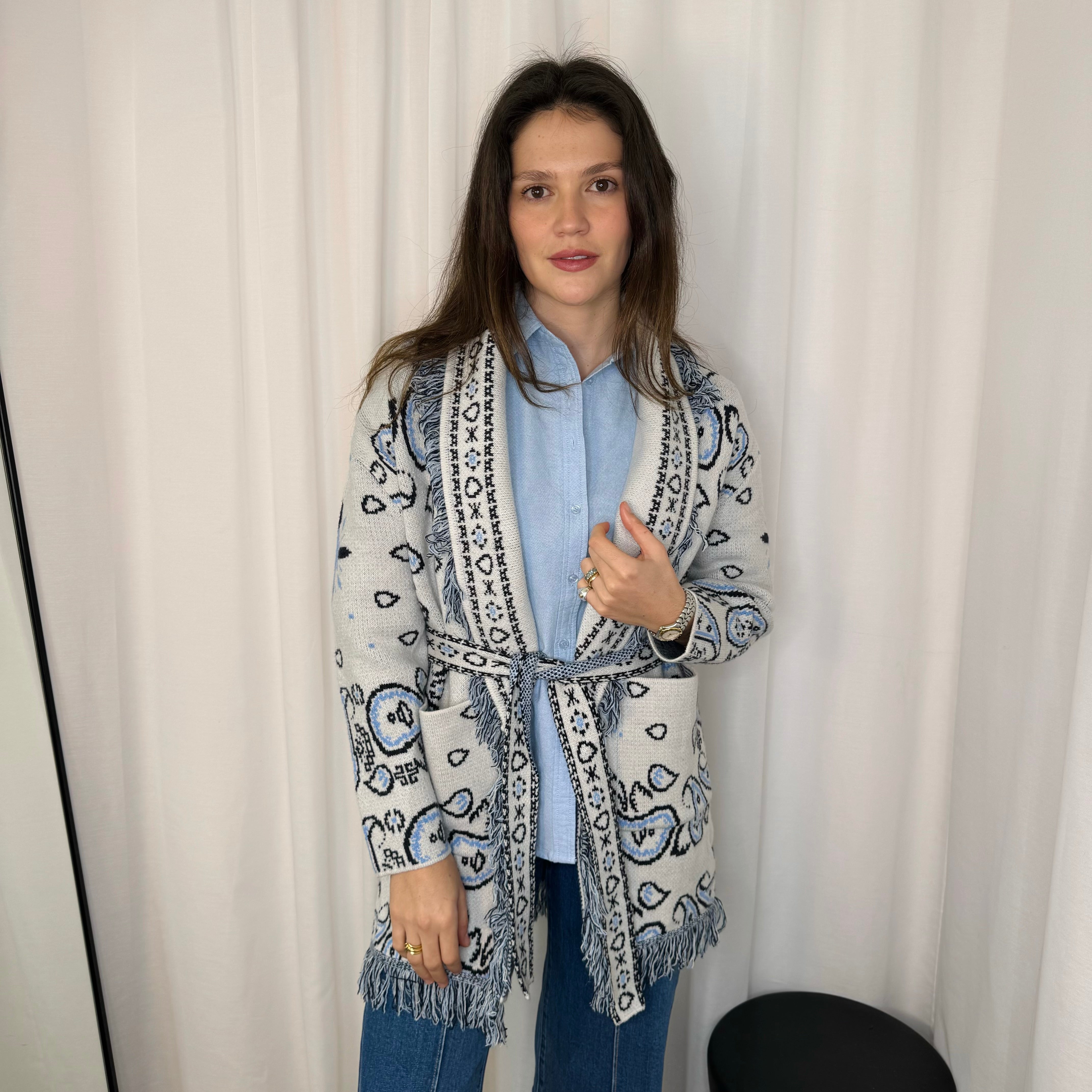 KIMONO MALHA BRANCO E AZUL FRANJAS – CATE AND CO SHOP